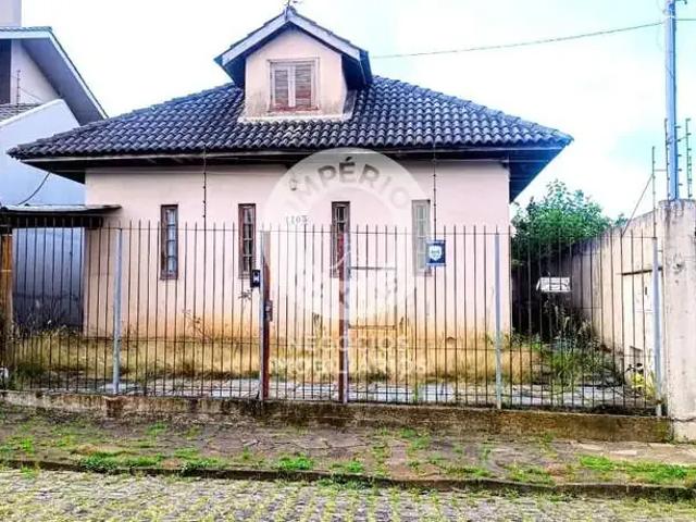 Casa / Sobrado para Venda em Caxias do Sul/RS Sagrada Família 3 Quartos