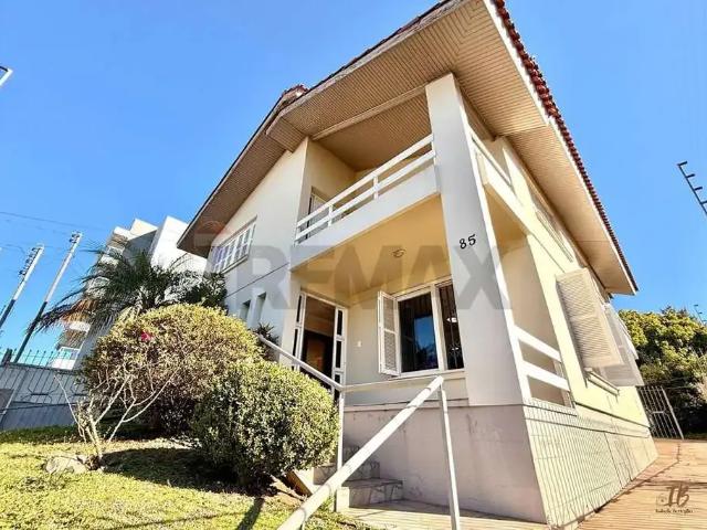 Casa / Sobrado para Venda em Caxias do Sul/RS Sagrada Família 4 Quartos