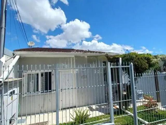 Casa / Sobrado para Venda em Caxias do Sul/RS Sagrada Família 4 Quartos