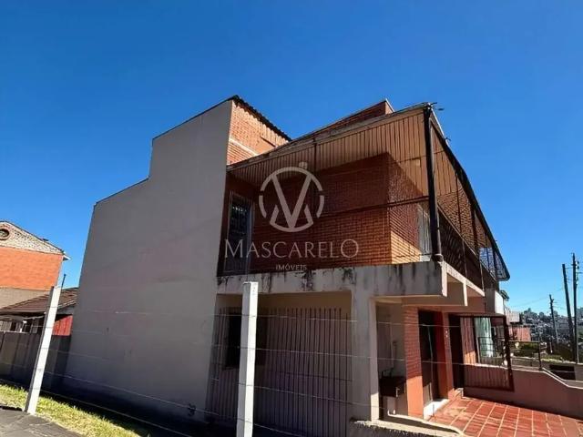 Casa / Sobrado para Venda em Caxias do Sul/RS Salgado Filho 6 Quartos