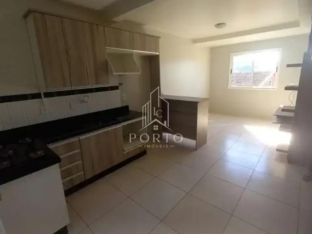 Casa / Sobrado para Venda em Caxias do Sul/RS Salgado Filho 2 Quartos
