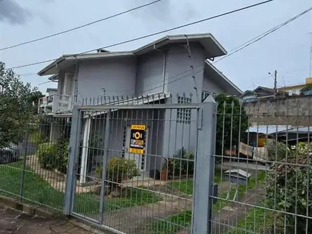 Casa / Sobrado para Venda em Caxias do Sul/RS Salgado Filho 3 Quartos