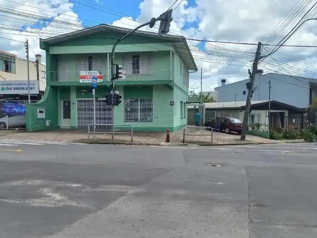 Casa / Sobrado para Venda em Caxias do Sul/RS Santa Catarina 3 Quartos