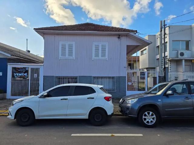 Casa / Sobrado para Venda em Caxias do Sul/RS Santa Catarina 7 Quartos