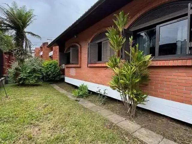 Casa / Sobrado para Venda em Caxias do Sul/RS Santa Catarina 4 Quartos