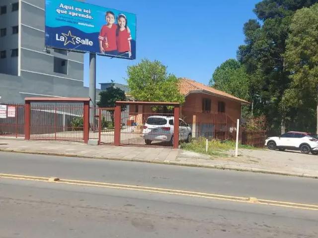 Casa / Sobrado para Venda em Caxias do Sul/RS Santa Catarina 5 Quartos