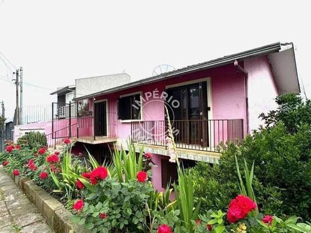 Casa / Sobrado para Venda em Caxias do Sul/RS Santa Lúcia do Piaí 6 Quartos