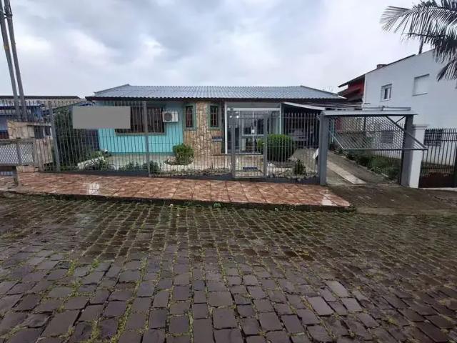 Casa / Sobrado para Venda em Caxias do Sul/RS Santa Lúcia 2 Quartos