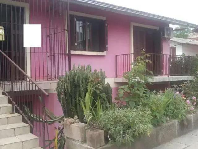 Casa / Sobrado para Venda em Caxias do Sul/RS Santa Lúcia 6 Quartos