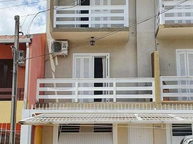 Casa / Sobrado para Venda em Caxias do Sul/RS Santa Lúcia do Piaí 2 Quartos