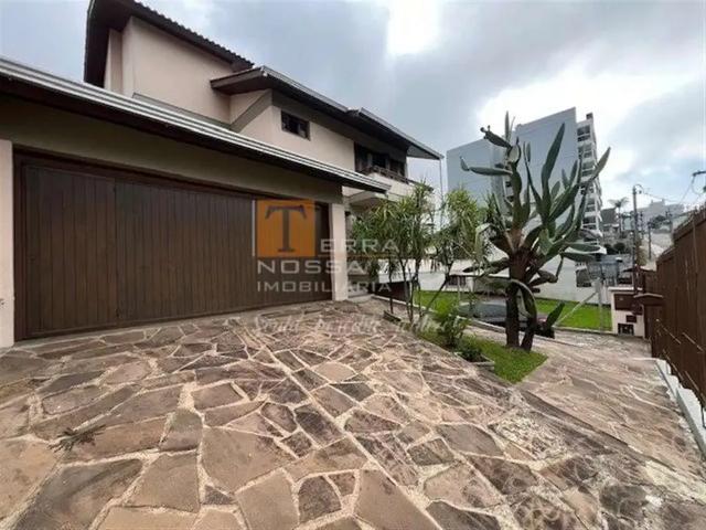 Casa / Sobrado para Venda em Caxias do Sul/RS Sanvitto 3 Quartos