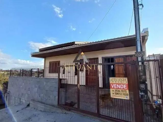 Casa / Sobrado para Venda em Caxias do Sul/RS Serrano 5 Quartos