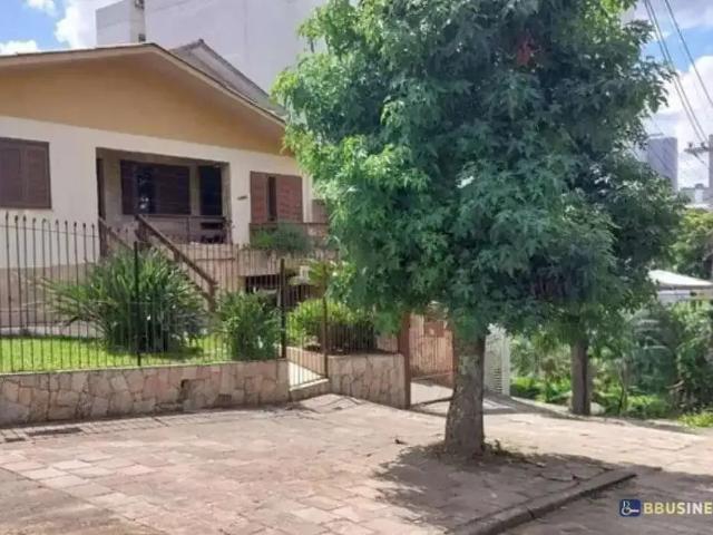 Casa / Sobrado para Venda em Caxias do Sul/RS Panazzolo 3 Quartos