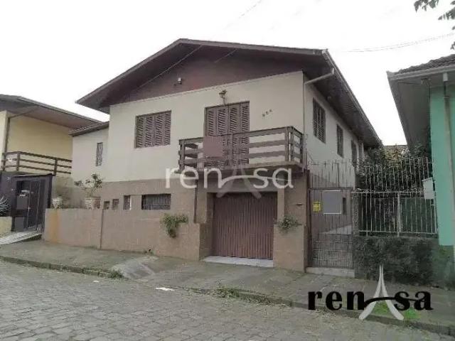 Casa / Sobrado para Venda em Caxias do Sul/RS Panazzolo 3 Quartos