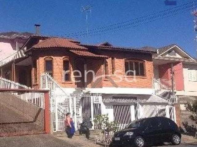 Casa / Sobrado para Venda em Caxias do Sul/RS Panazzolo 4 Quartos