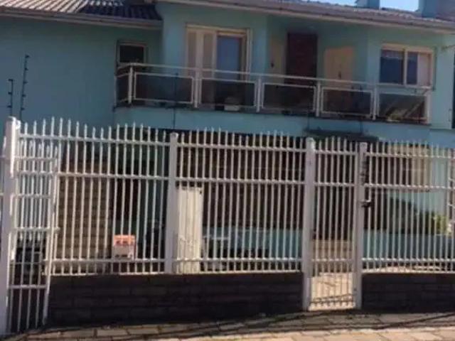 Casa / Sobrado para Venda em Caxias do Sul/RS Panazzolo 6 Quartos