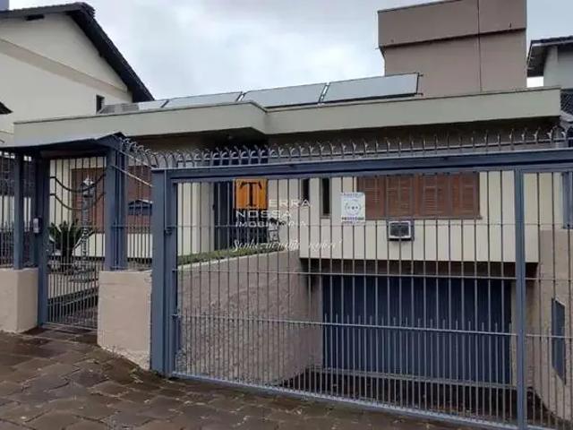 Casa / Sobrado para Venda em Caxias do Sul/RS Petrópolis 4 Quartos