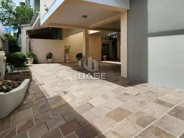 Casa / Sobrado para Venda em Caxias do Sul/RS Petrópolis 3 Quartos