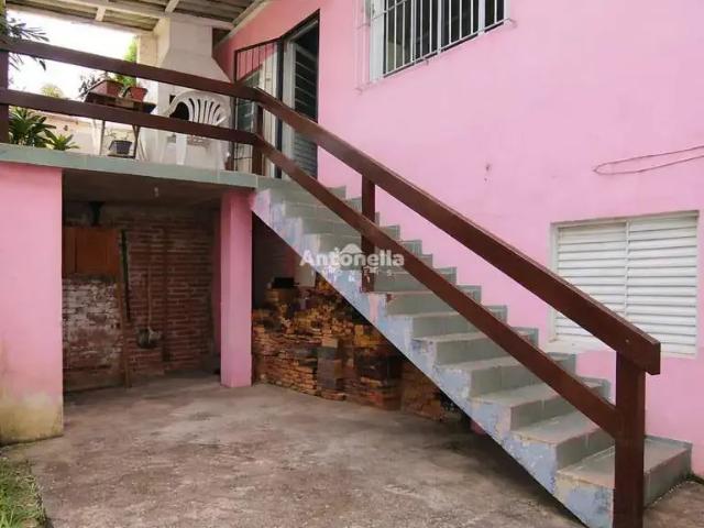 Casa / Sobrado para Venda em Caxias do Sul/RS Petrópolis 3 Quartos