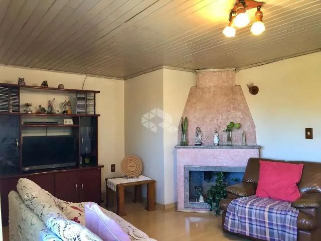 Casa / Sobrado para Venda em Caxias do Sul/RS Petrópolis 3 Quartos