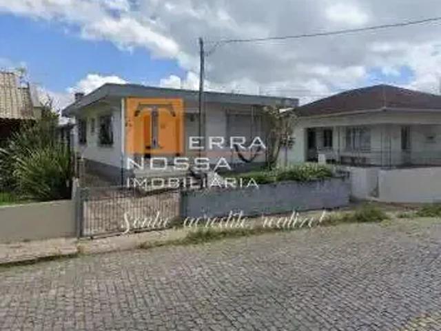 Casa / Sobrado para Venda em Caxias do Sul/RS Petrópolis 3 Quartos