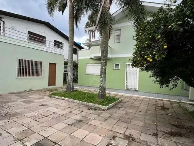 Casa / Sobrado para Venda em Caxias do Sul/RS Petrópolis 3 Quartos