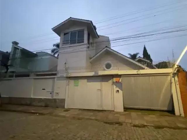 Casa / Sobrado para Venda em Caxias do Sul/RS Petrópolis 3 Quartos