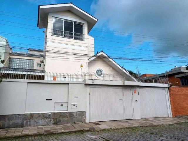 Casa / Sobrado para Venda em Caxias do Sul/RS Petrópolis 3 Quartos
