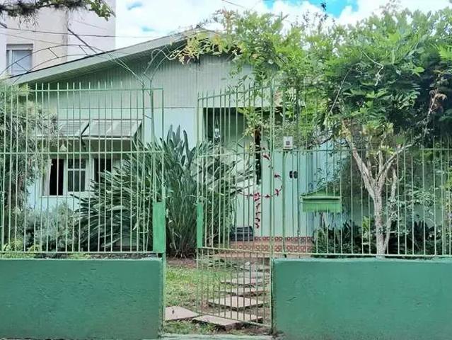 Casa / Sobrado para Venda em Caxias do Sul/RS Pio X 3 Quartos