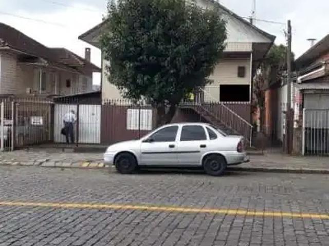 Casa / Sobrado para Venda em Caxias do Sul/RS Pio X 3 Quartos