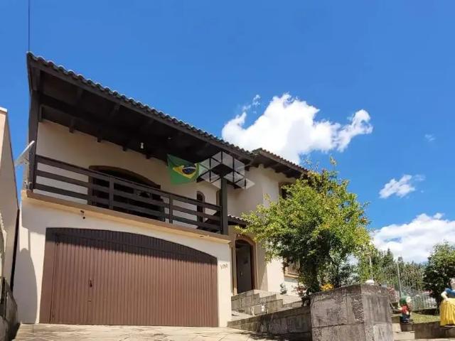 Casa / Sobrado para Venda em Caxias do Sul/RS Planalto 3 Quartos