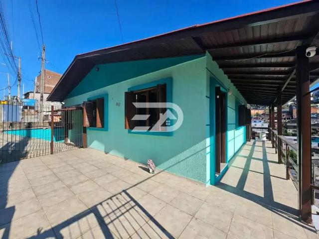 Casa / Sobrado para Venda em Caxias do Sul/RS Planalto 3 Quartos