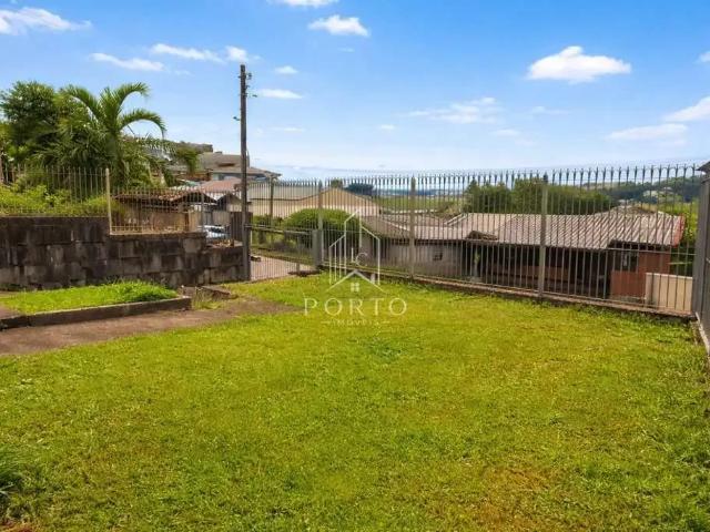 Casa / Sobrado para Venda em Caxias do Sul/RS Planalto 2 Quartos