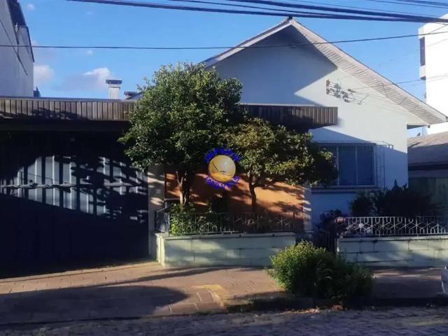 Casa / Sobrado para Venda em Caxias do Sul/RS Rio Branco 5 Quartos
