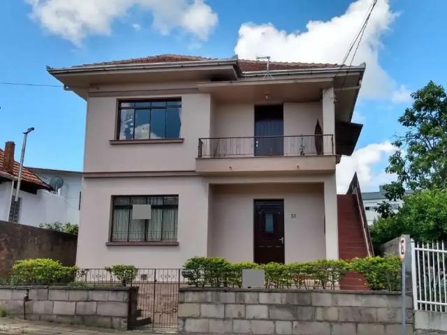 Casa / Sobrado para Venda em Caxias do Sul/RS Rio Branco 6 Quartos