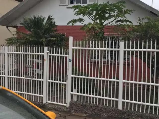 Casa / Sobrado para Venda em Caxias do Sul/RS Rio Branco 6 Quartos
