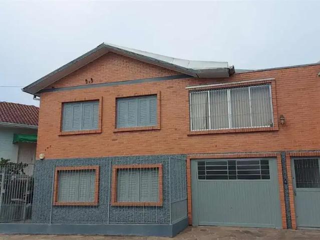 Casa / Sobrado para Venda em Caxias do Sul/RS Rio Branco 6 Quartos