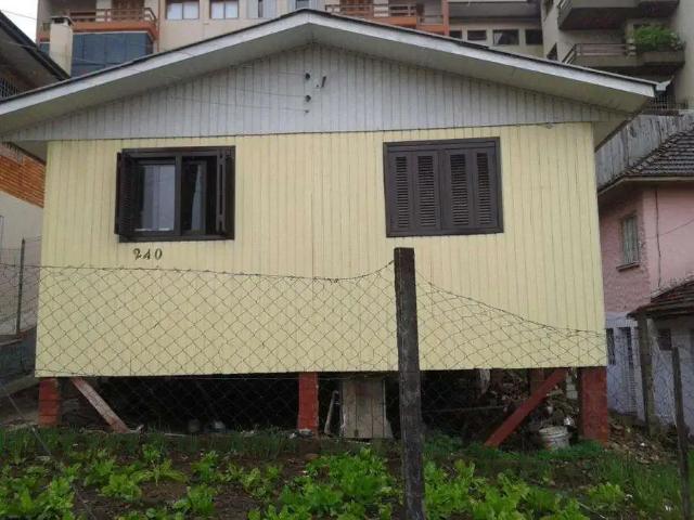 Casa / Sobrado para Venda em Caxias do Sul/RS Rio Branco 3 Quartos