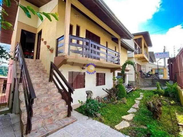 Casa / Sobrado para Venda em Caxias do Sul/RS Rio Branco 3 Quartos