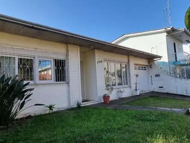 Casa / Sobrado para Venda em Caxias do Sul/RS Universitário 3 Quartos