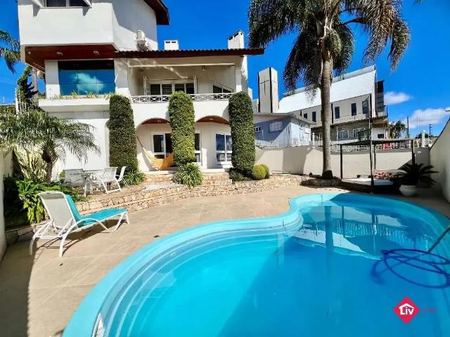 Casa / Sobrado para Venda em Caxias do Sul/RS Universitário 3 Quartos