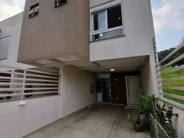 Casa / Sobrado para Venda em Caxias do Sul/RS Vinhedos 3 Quartos