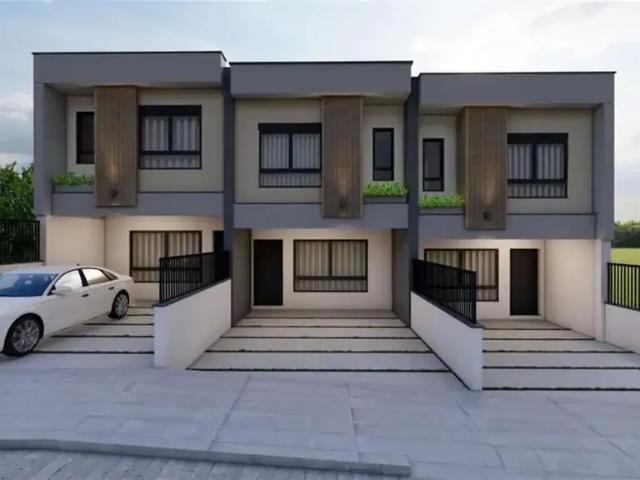 Casa / Sobrado para Venda em Caxias do Sul/RS Vinhedos 3 Quartos
