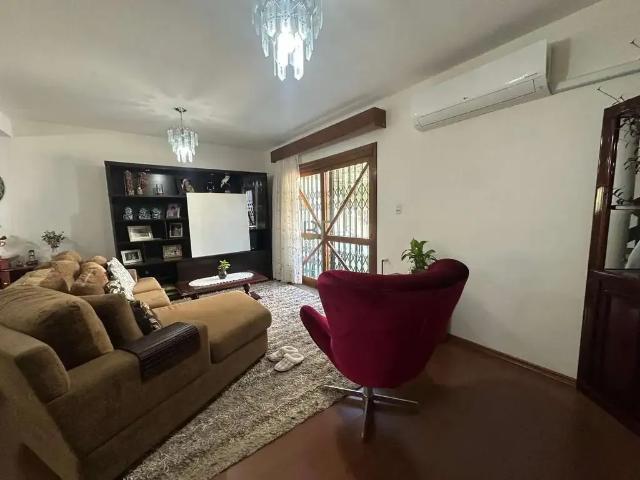 Casa / Sobrado para Venda em Caxias do Sul/RS Vinhedos 3 Quartos