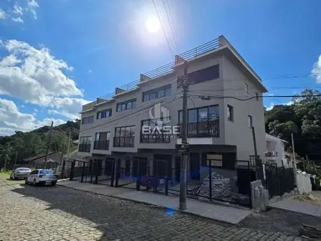 Casa / Sobrado para Venda em Caxias do Sul/RS Vinhedos 3 Quartos