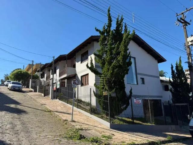 Casa / Sobrado para Venda em Caxias do Sul/RS Zorzi 3 Quartos