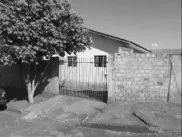 Casa / Sobrado para Venda em Centenário do Sul/PR Zona Rural