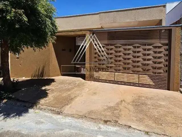 Casa / Sobrado para Venda em Cedral/SP Centro 3 Quartos
