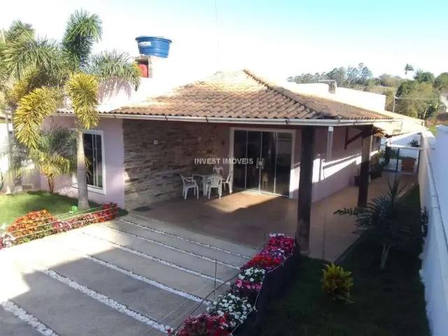 Casa / Sobrado para Venda em Chácara/MG Centro 3 Quartos