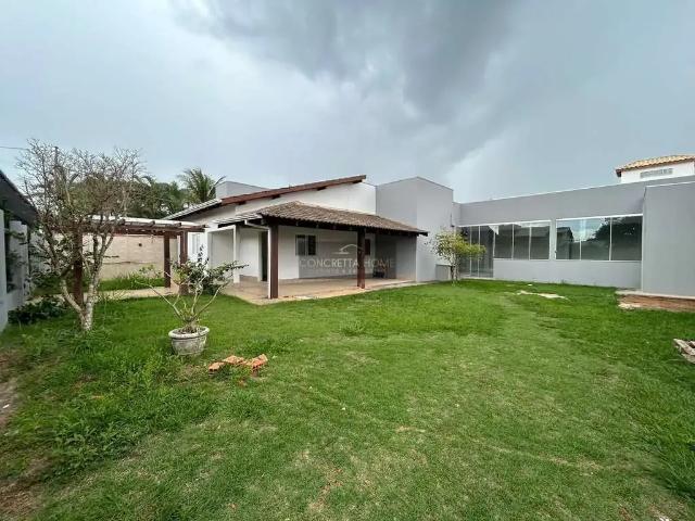 Casa / Sobrado para Venda em Chapada dos Guimarães/MT Centro 3 Quartos